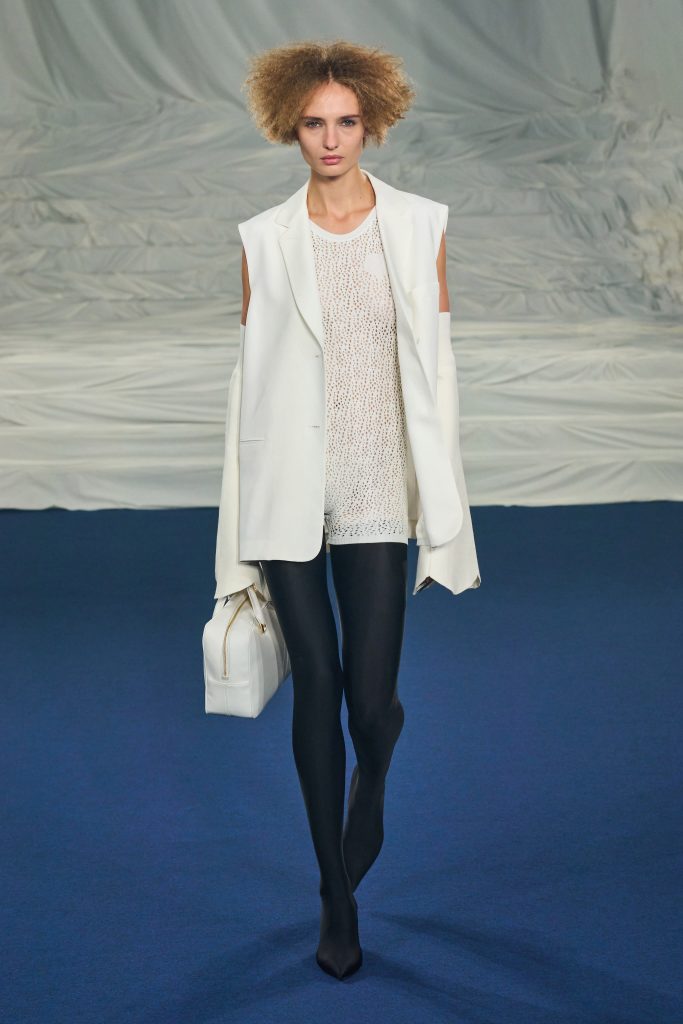 Spring / Summer 2023 - Rochas Official Website